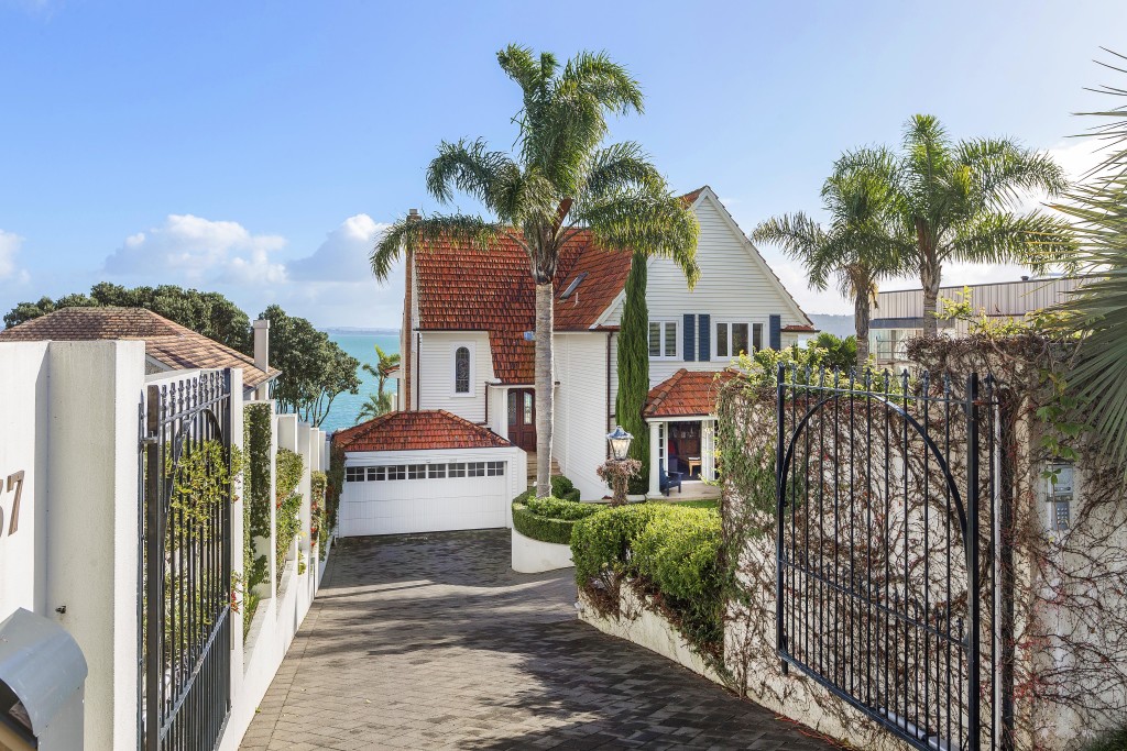 37 Marine Parade, Herne Bay Auckland